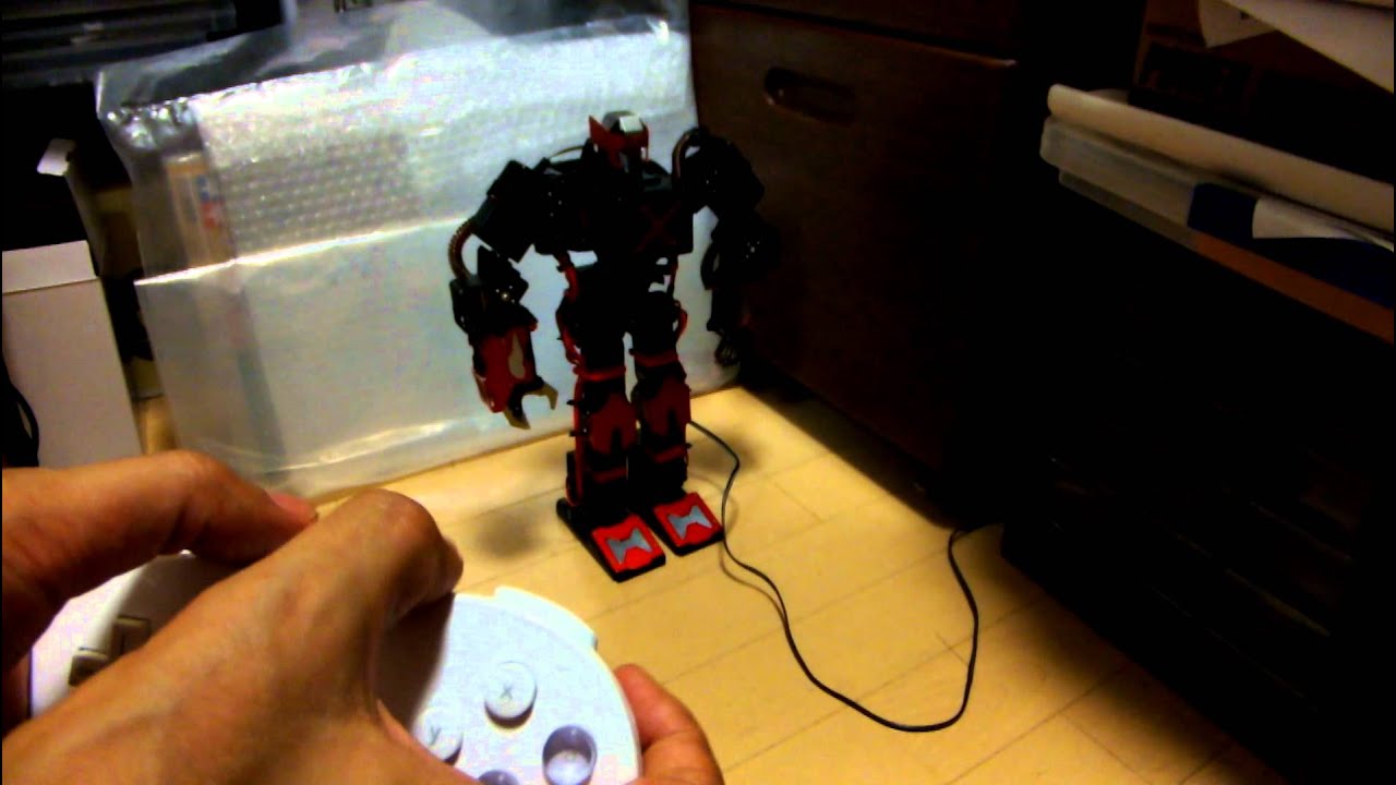 Wireless control of ROBOXERO with Wii Classic controller - YouTube