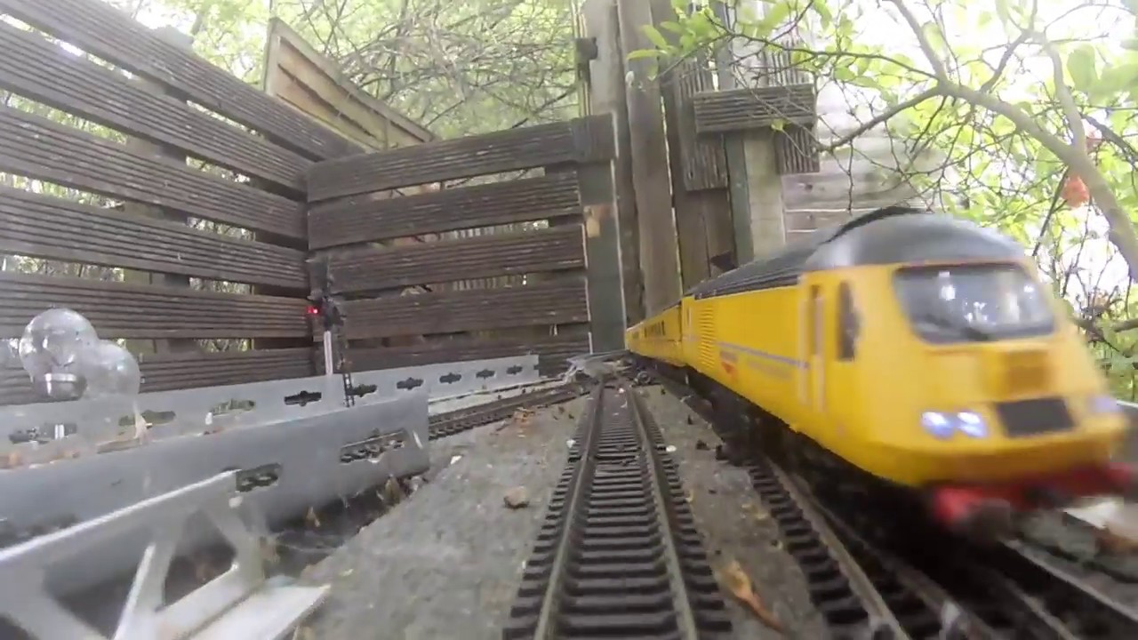 Class 67004 Route Learning Down Fast Large Garden Railway 00 - YouTube