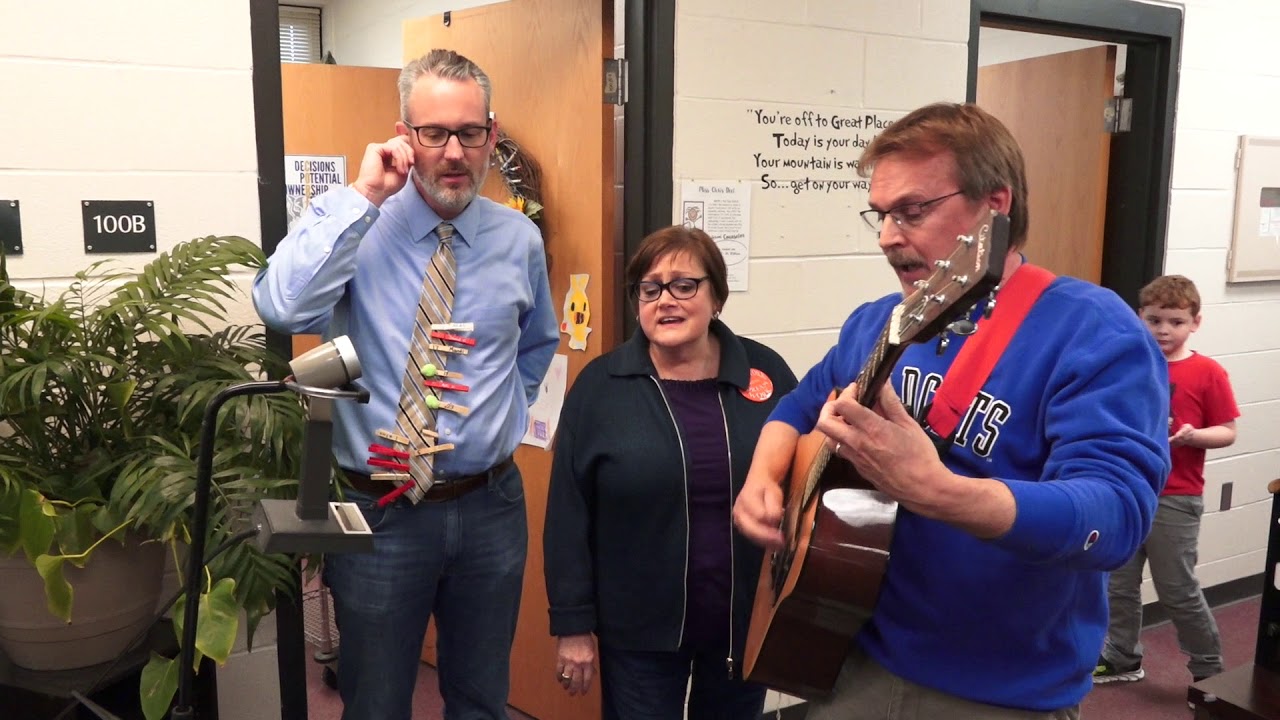 Singing Bus Driver - YouTube