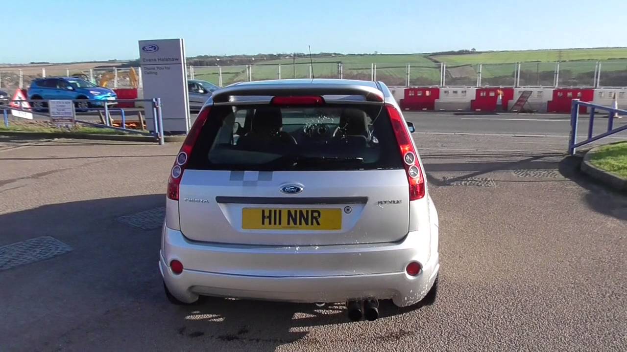 Ford Fiesta Style climate U204694 - YouTube