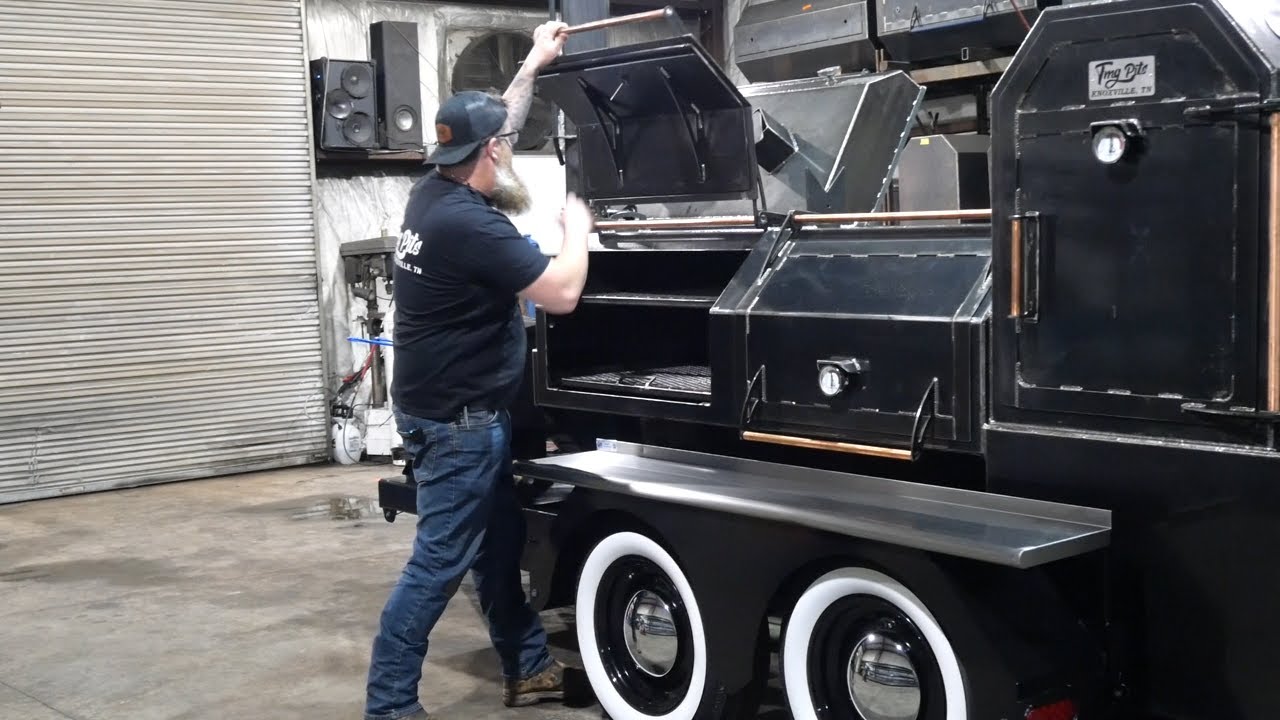 Copperhead 72 x 30 Tailgate RIg - YouTube