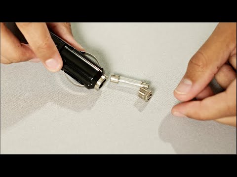 (Updated) How To: Replacing an AstroAI 12V DC Fuse - YouTube