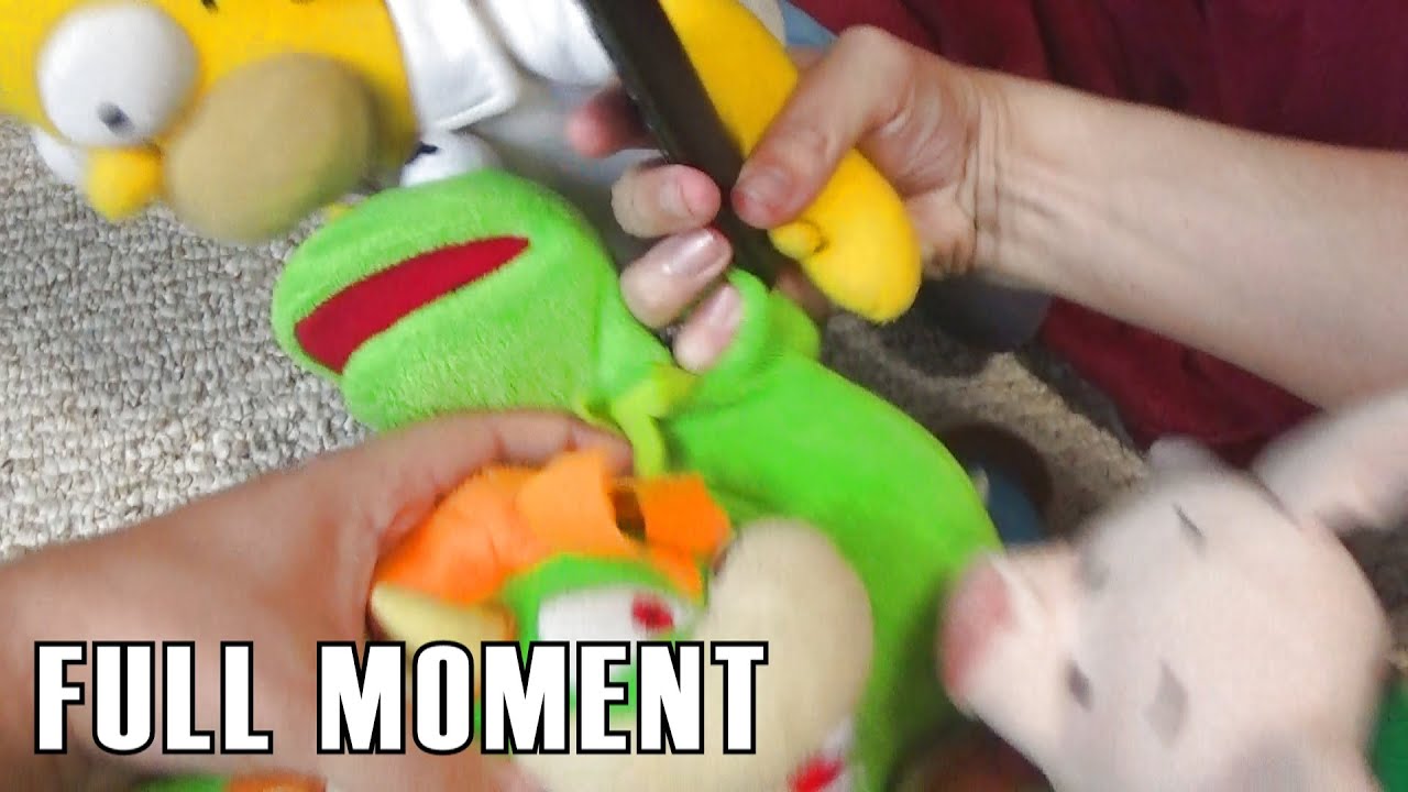 FULL MOMENT - Kermit won't let go of Luigi: VSW Fireball Ep. 73 - YouTube