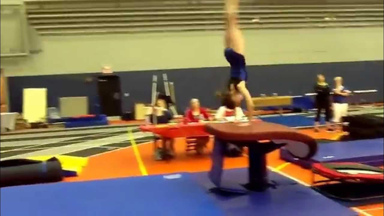 Kira AK4 vault1 - YouTube