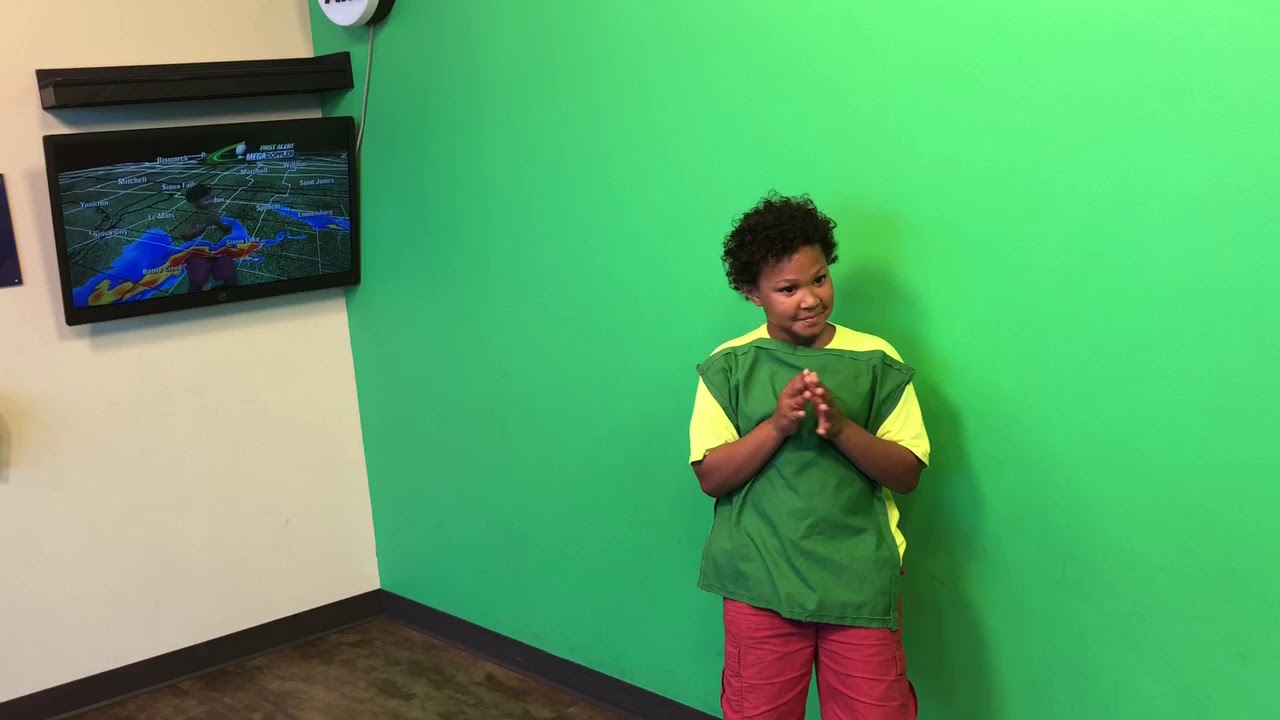 Alex green screen - YouTube