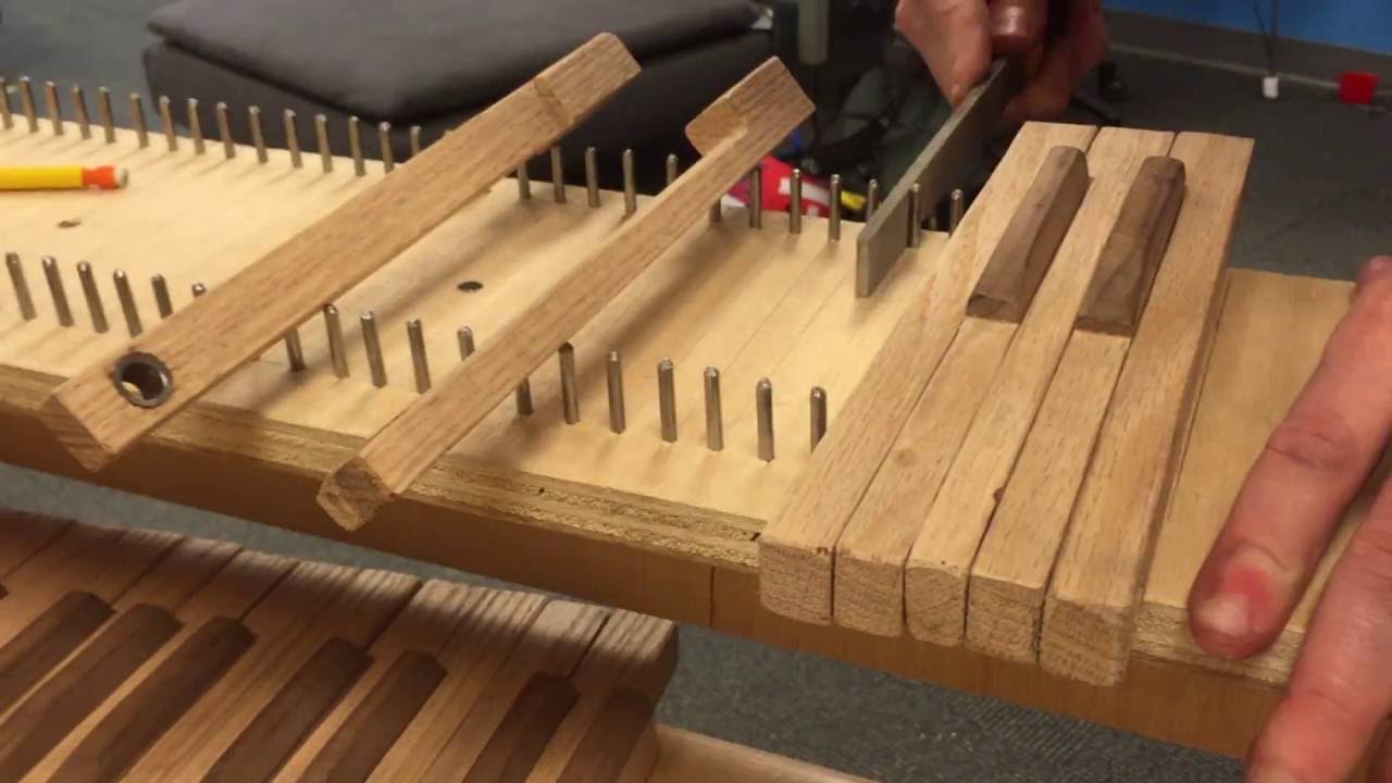 Stepper Organ: Mounting the Keyboard - YouTube