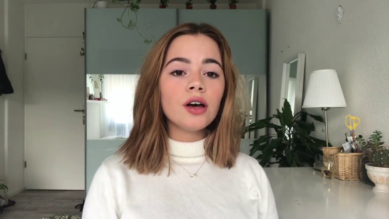 idontwannabeyouanymore - Billie Eilish (cover by Alina) - YouTube