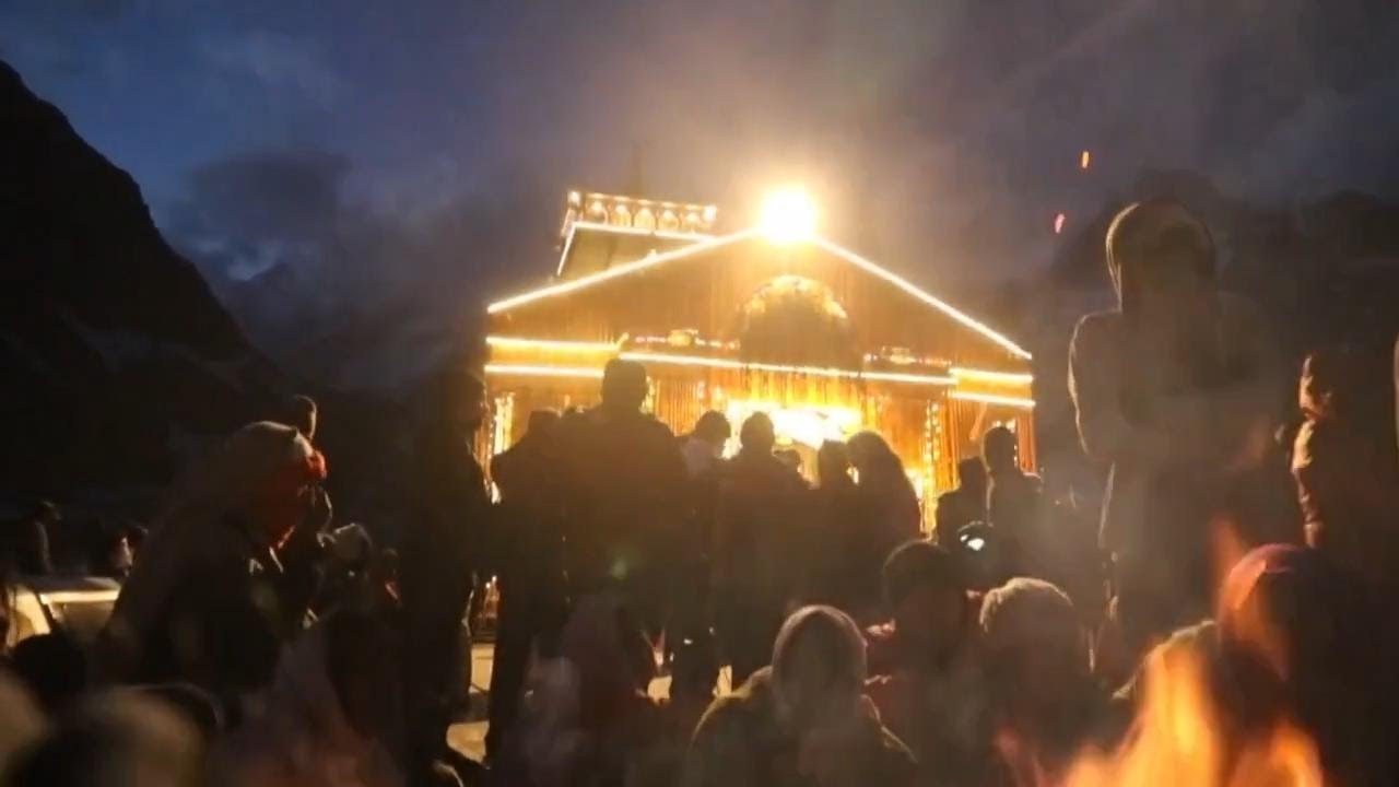 Kedar Tour - Part 3 |AMAZING KEDARNATH| (Arrival of Kedarnath Doli ...