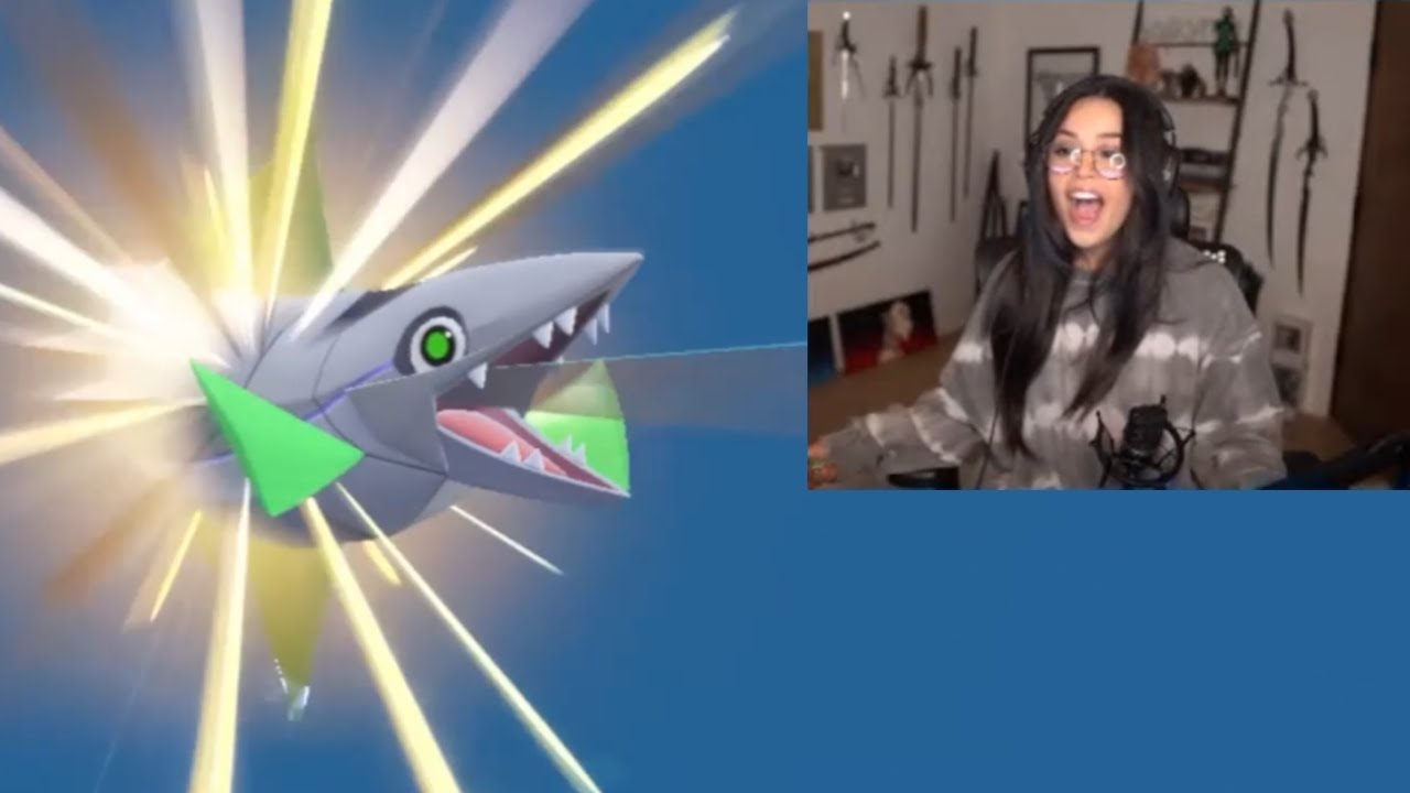 Valkyrae catches her first SHINY in Pokemon Violet!!! - YouTube