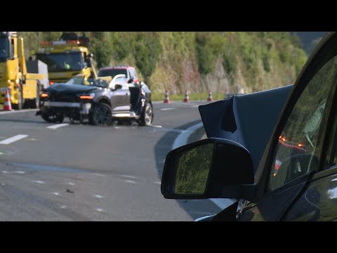 Küssnacht SZ: Autobahn nach Unfall gesperrt