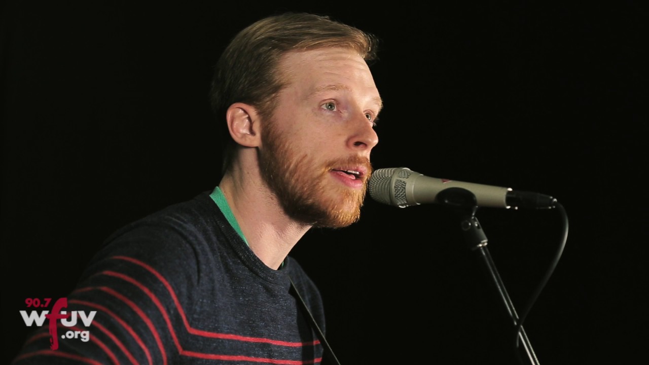 Kevin Devine - "Daydrunk" (Live at WFUV) - YouTube