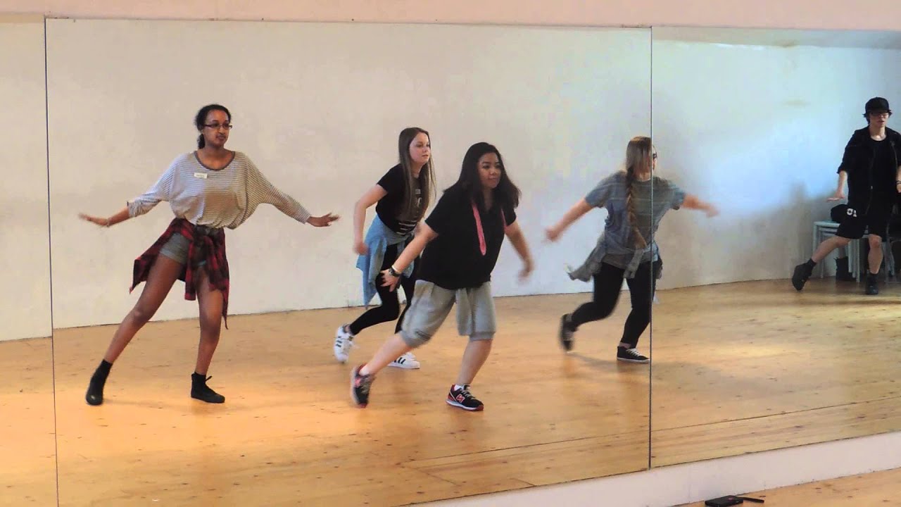 LKD Class - Group dancing to SHINee's "Lovesick" - YouTube