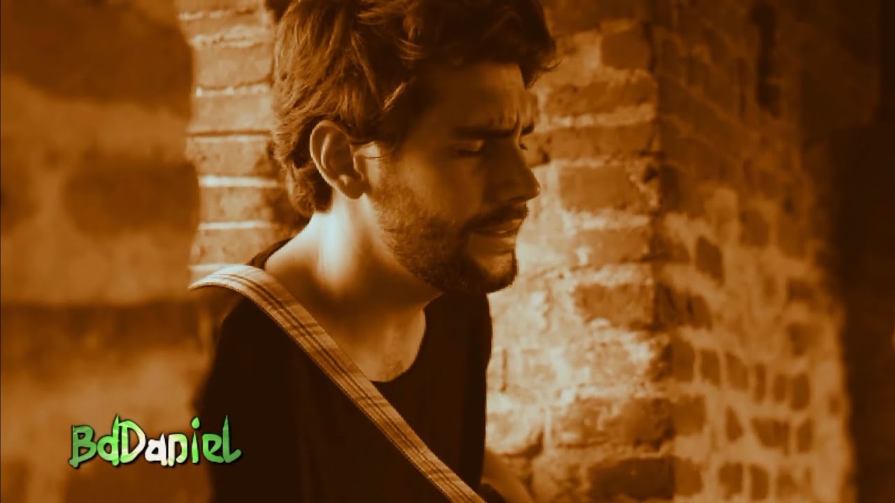 Alvaro Soler - ELLA [Color Video Versión] FULL - YouTube Music