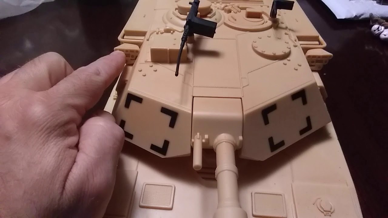 World Peacekeeper tank??!!? It's huge! - YouTube