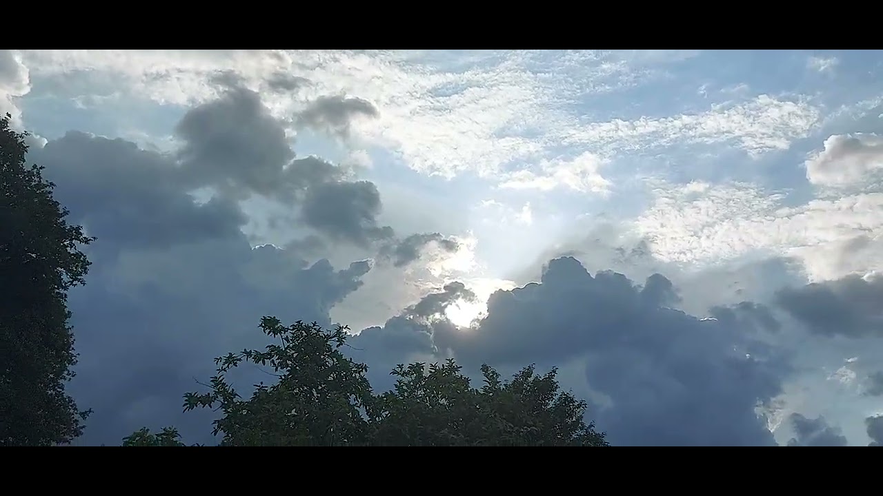 Céu das 17:00 horas em Pirassununga SP 04.12.2023(2) - YouTube