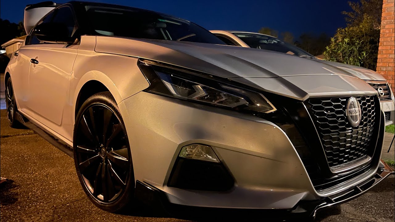 Cleaning up my 2020 Nissan Altima SR!!! - YouTube