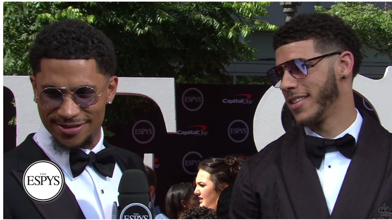 Lonzo Ball and Josh Hart comment on Zion Williamson's summer league ...