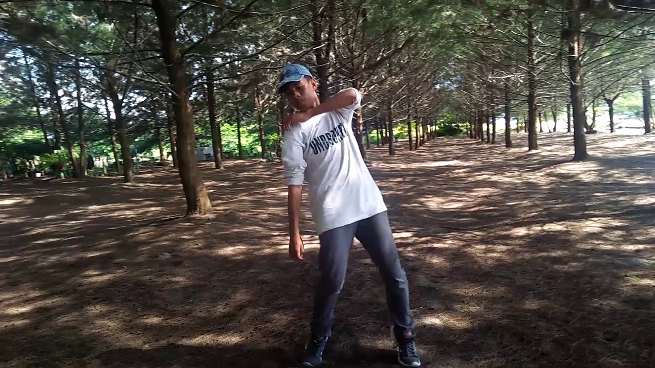 Chairman Dance Cover #1 (humble) - YouTube