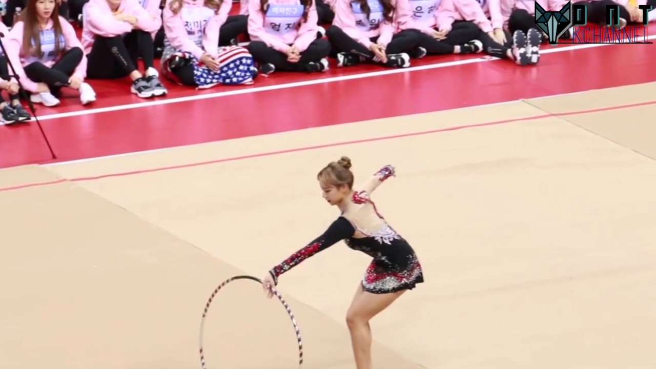 CHENG XIAO (WJSN) performance at ISAC 2017 !!! - YouTube