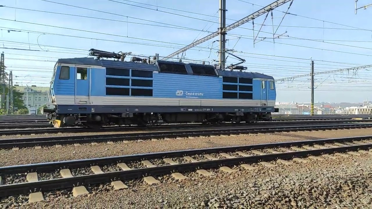 Czech locomotive CD 371 004-3 shunting at the exit of the station Praha ...