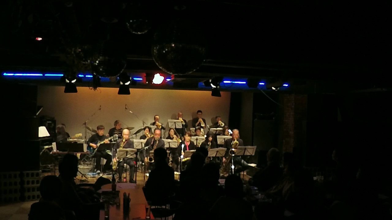 Samba de Orphee - Swingin' Paradise Jazz Orchestra - YouTube