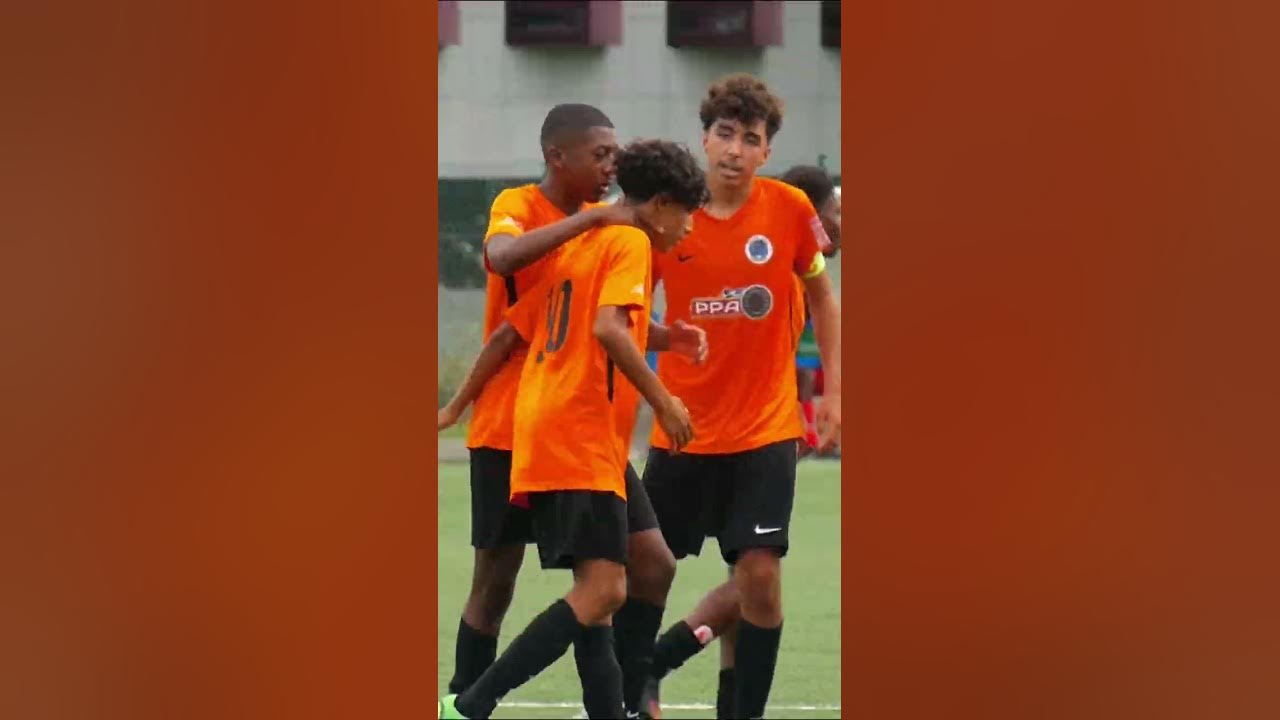 U16 R1 - RC Argenteuil vs US Bretigny - YouTube