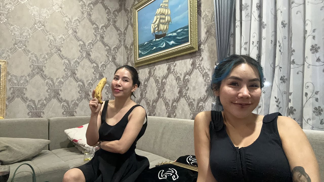 Lady noon doodee กำลังถ่ายทอดสด - YouTube