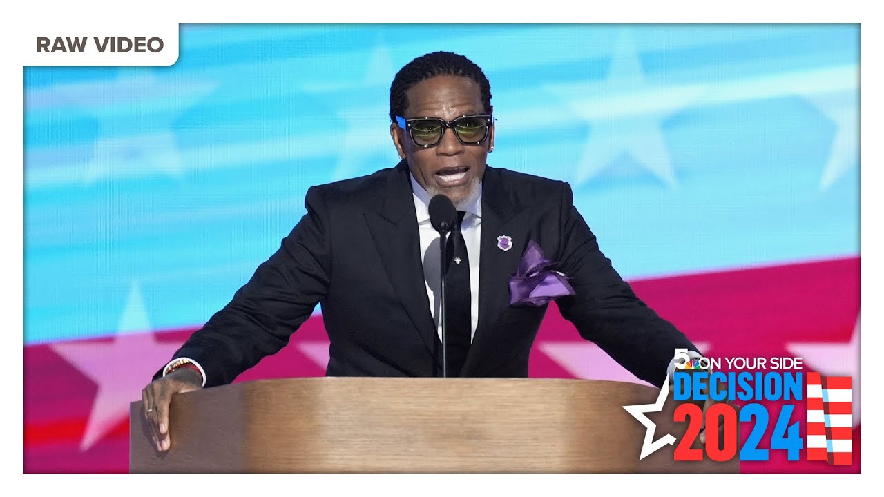 Actor D. L. Hughley addresses the Democratic National Convention - YouTube
