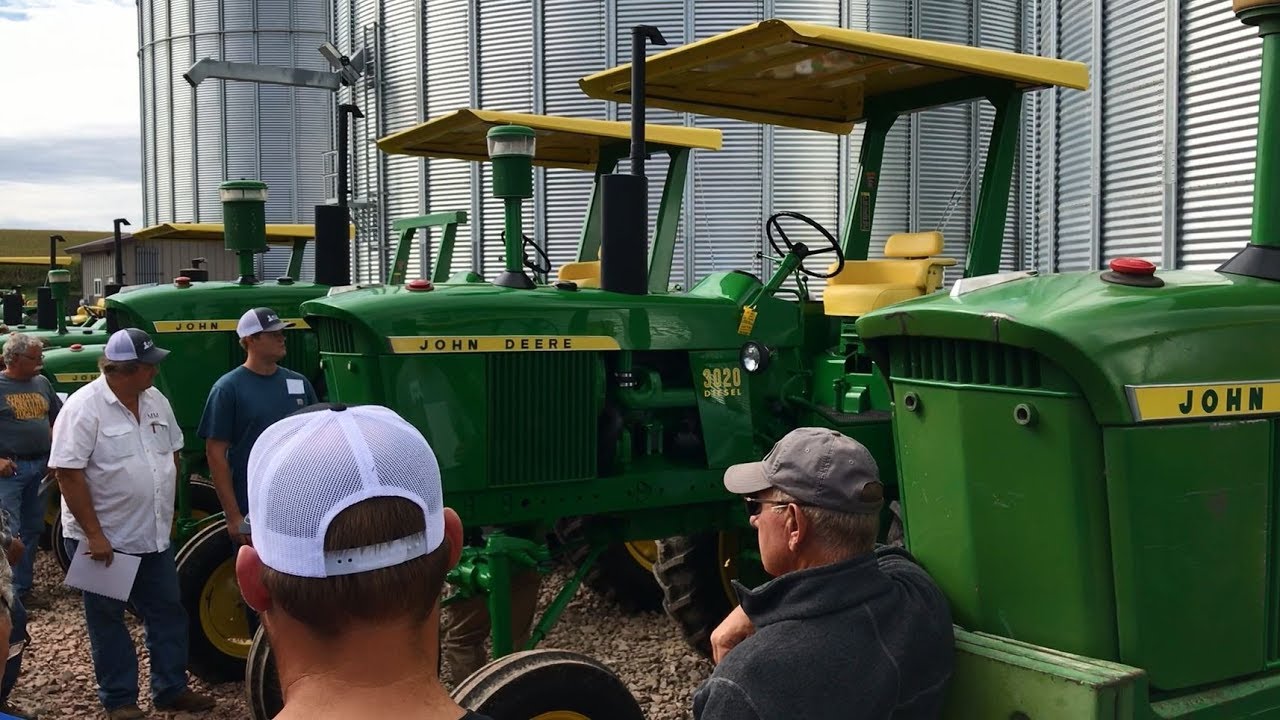Restored 1972 John Deere 3020 and 4020 High Crop Tractors Sold on Iowa ...
