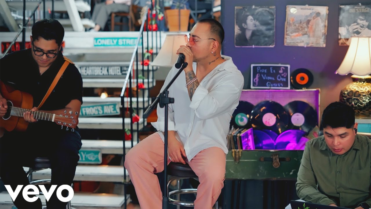 Bampi Caliah - Dejame Amarte (Video Oficial) - YouTube