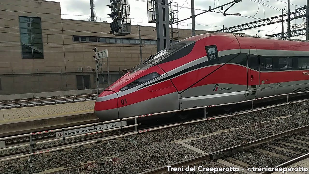 Treno Frecciarossa 1000 con ETR400.01 in transito a Firenze Rifredi (10 ...