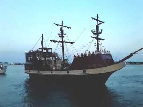 Buccaneer Pirate Ship Receives Blessing in Destin's Blessing of the ...