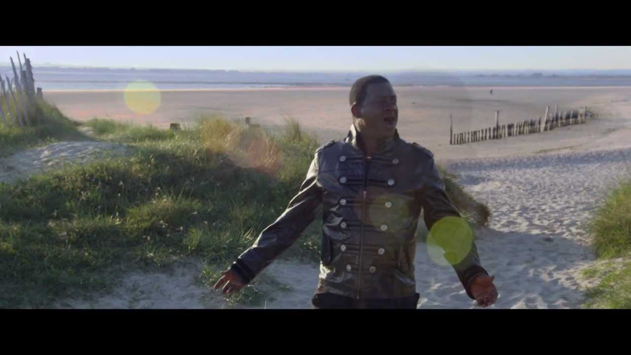 Noel Robinson - I am devoted (official video) - YouTube