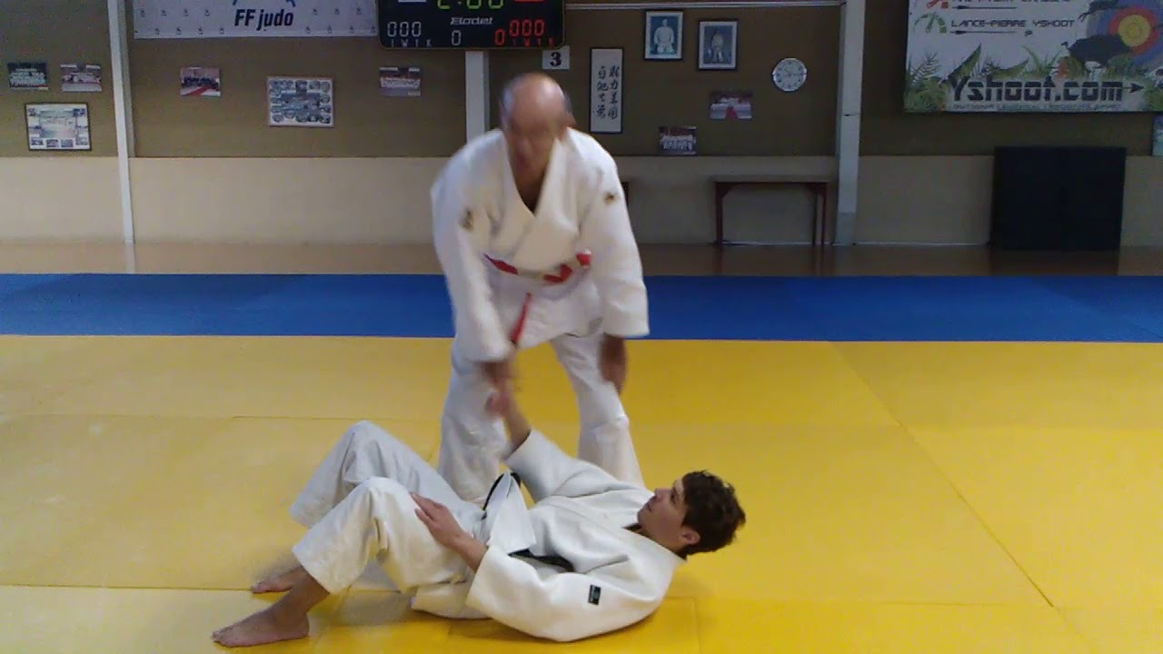 SELF DEFENSE TECHNIQUE D'ESQUIVE STAGE JUJITSU #3 - YouTube