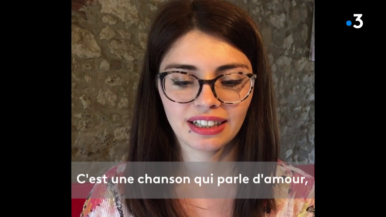 Portrait : Laura Escudié, auteure, compositrice, interprète - YouTube