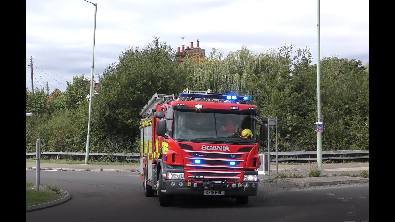 Cambridgeshire Fire & Rescue Service- Cambridge 1st ERP(15reg Scania ...