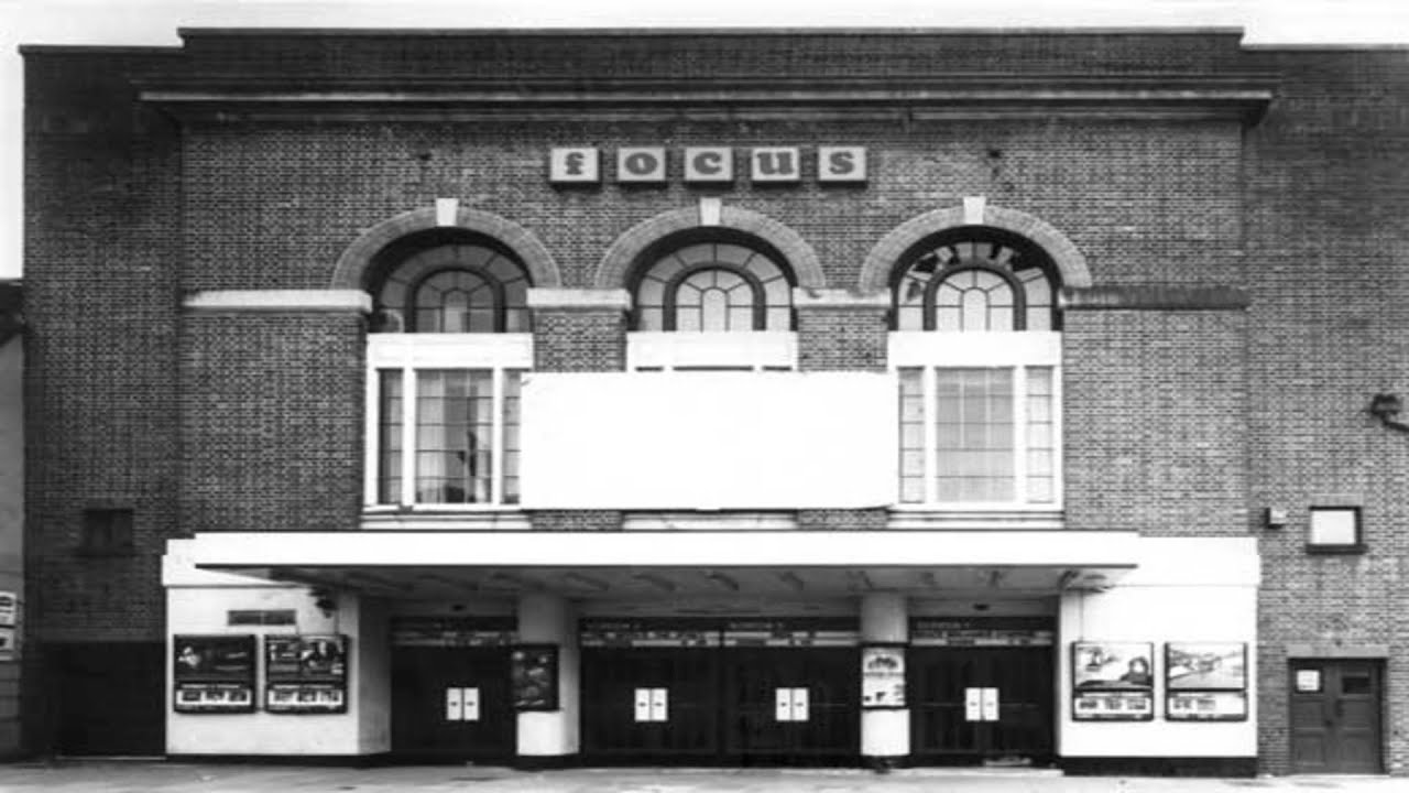 the stag theatre Sevenoaks Kent - YouTube