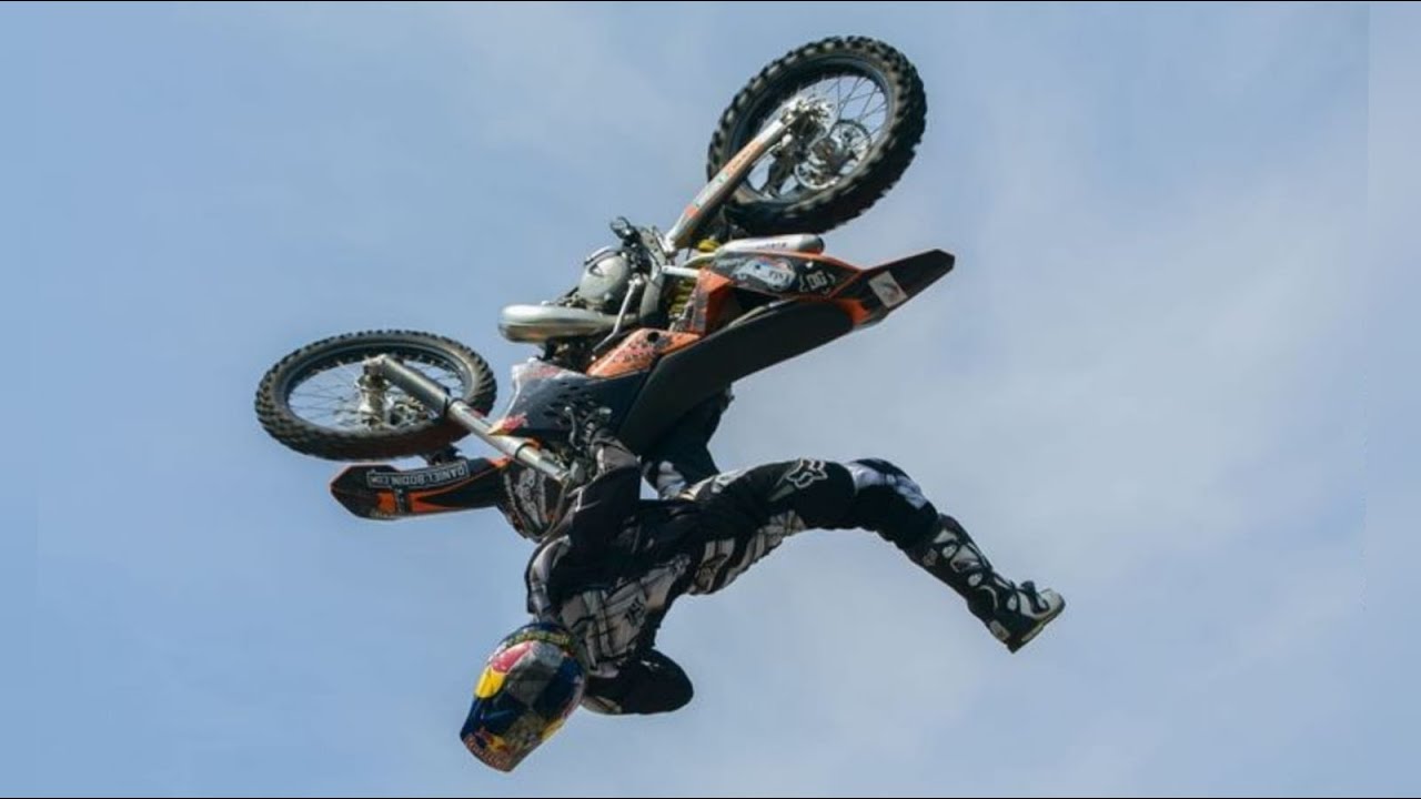 CRAZIEST MOTOCROSS BACKFLIPS (HD) - YouTube