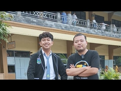 HUT 32 SMAN 1 TUREN - YouTube