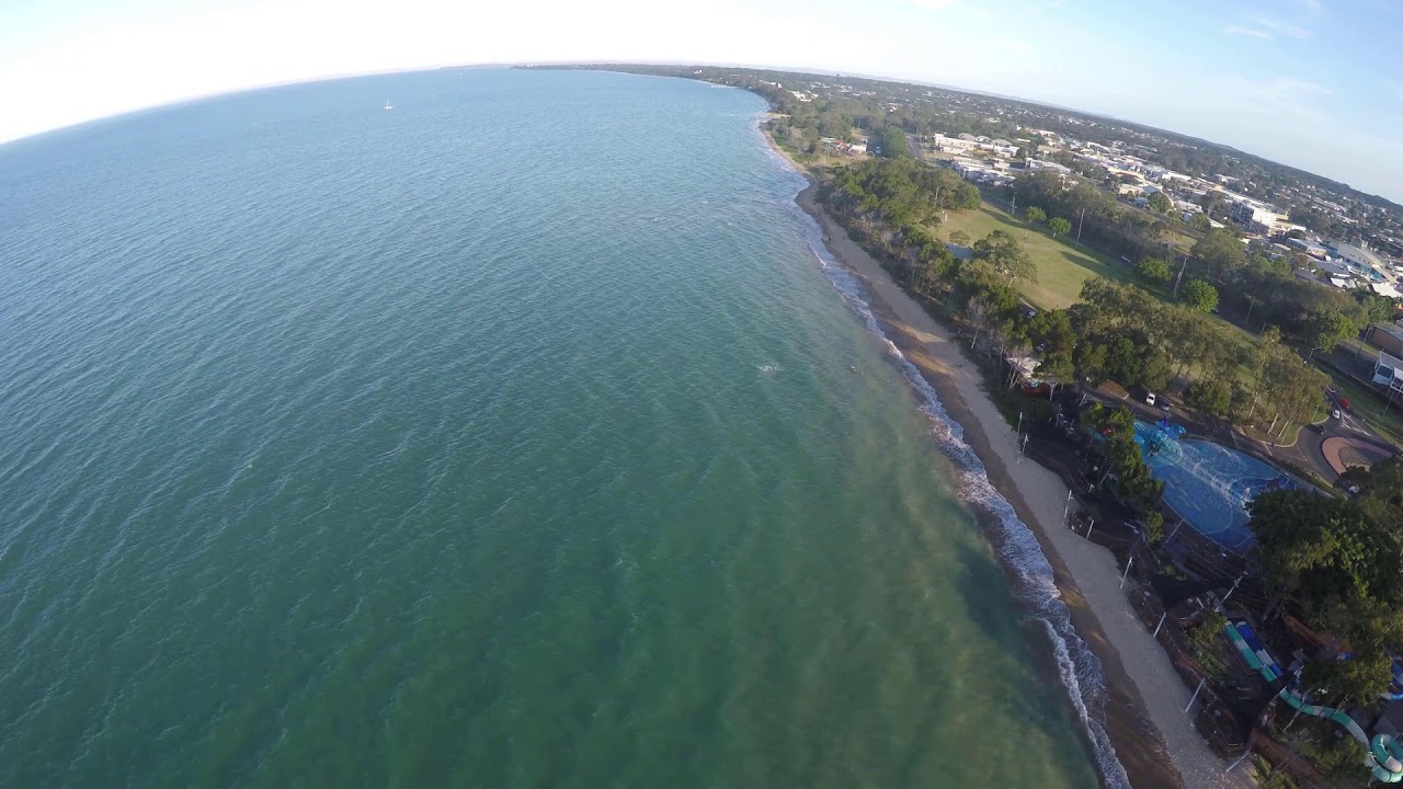 Pialba Beach, Hervey Bay - YouTube