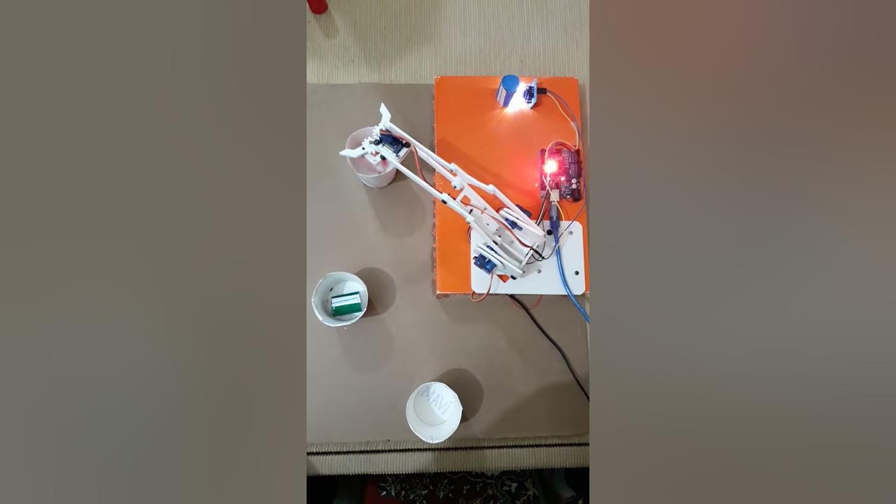 Arduino Ile Renk Ayıran Robot Kol Youtube