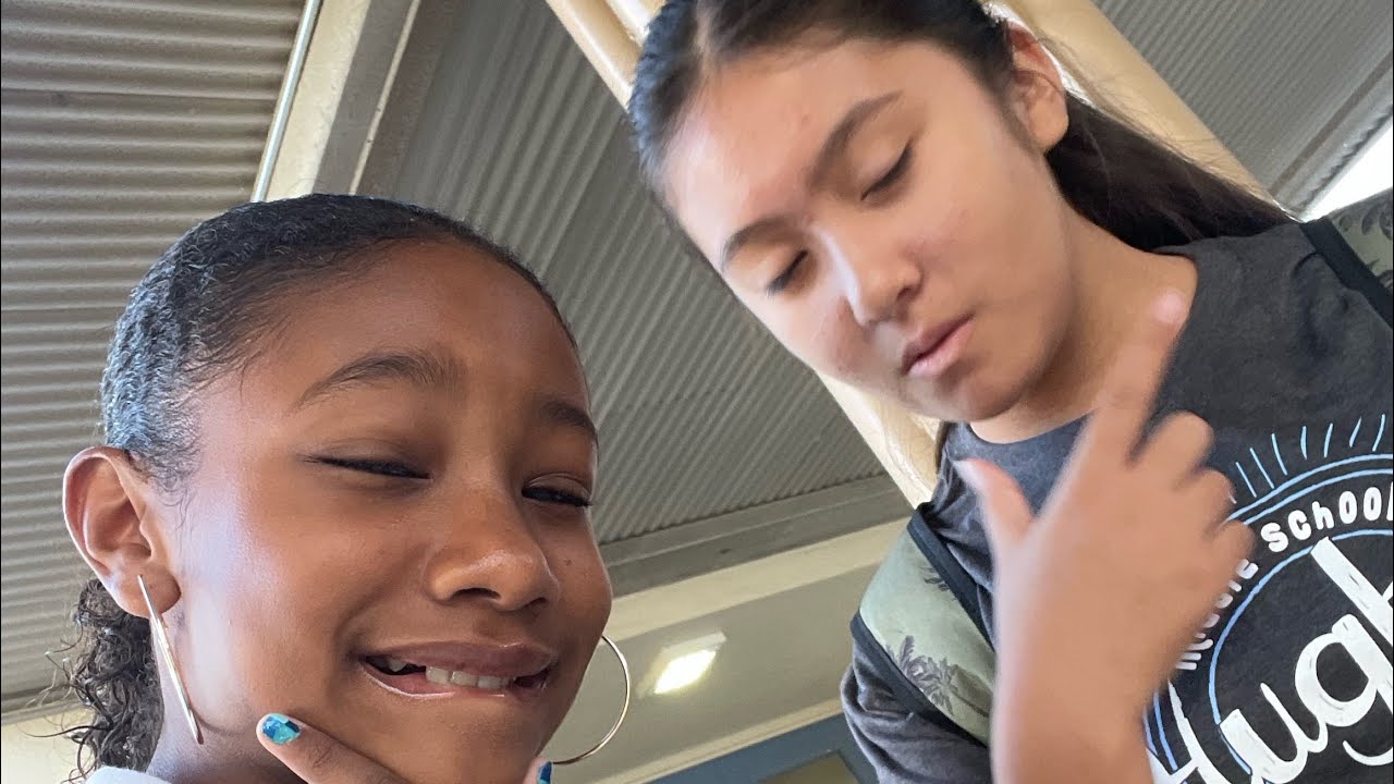 First day of middle school 😁 (FIRST VIDEO) - YouTube