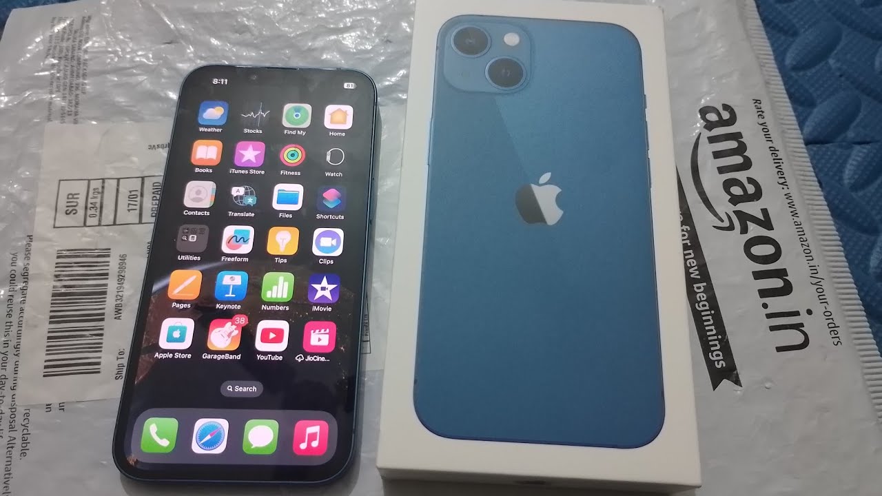 iPhone 13 unboxing - YouTube