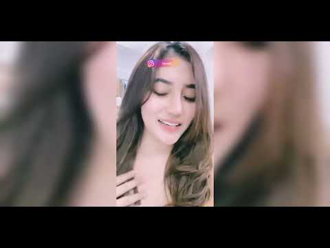 live tante cantik pakai tanktop coklat