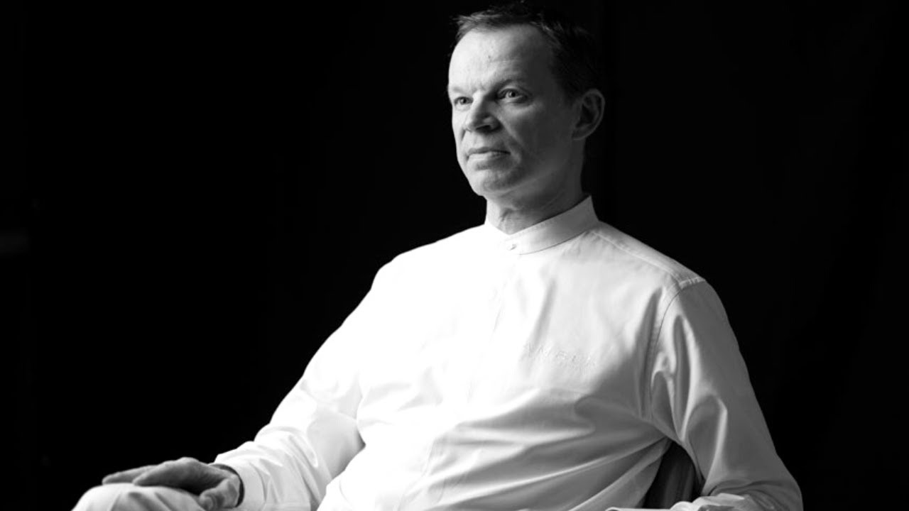 Interview with Chef Richard Ekkebus - YouTube