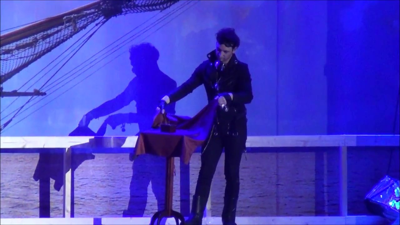 Alexx Alexxander "bord kunst magic" - Lillestrøm 24 mars 2017 - YouTube