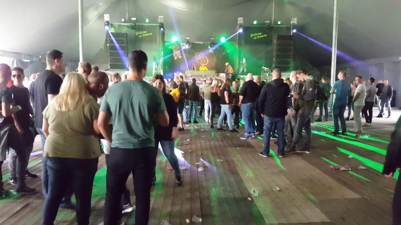 Line Array Double 12Inch And dual 18inch cardioid bass setup Speakers ...