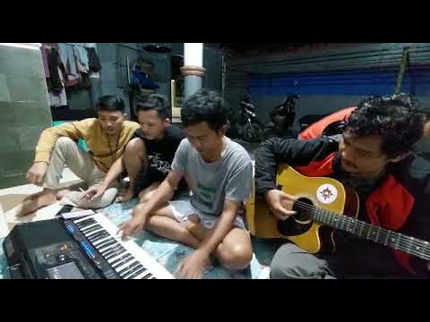 VIRAL PENYANYI ABG DENGAN SUARA EMAS