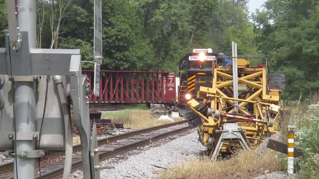 A DAY ON THE WINCHESTER & WESTERN RAILROAD - YouTube