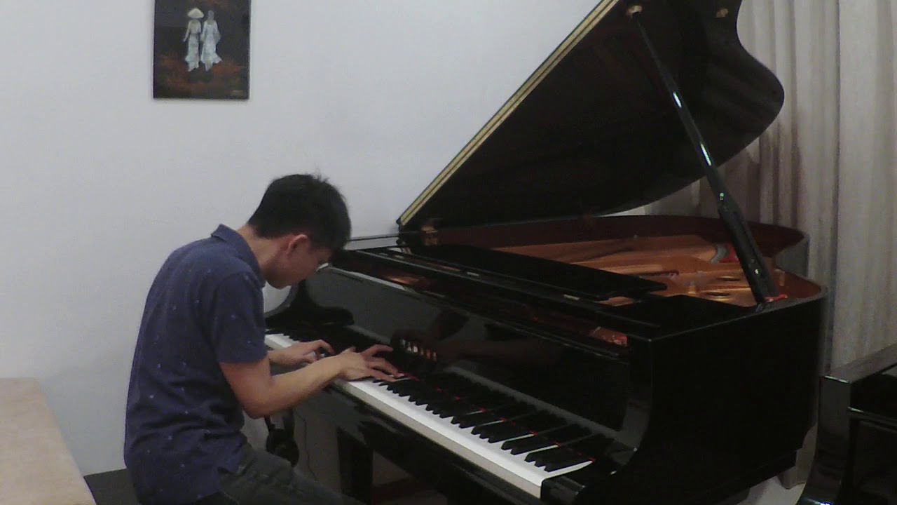 Zhi Bin, Beethoven Sonata in C Minor, Op13, 2nd mov - YouTube